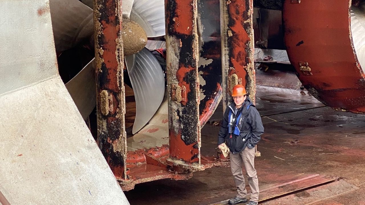 OSG Endurance going up on dry dock