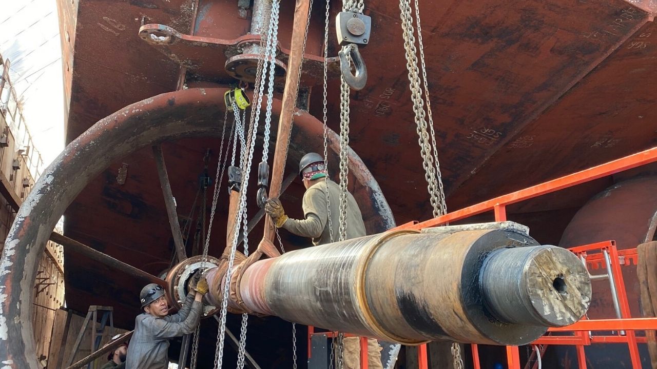 OSG Endurance going up on dry dock